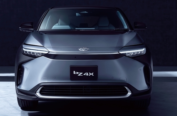 GO BEYOND ZERO ”bZ4x”遂に登場！